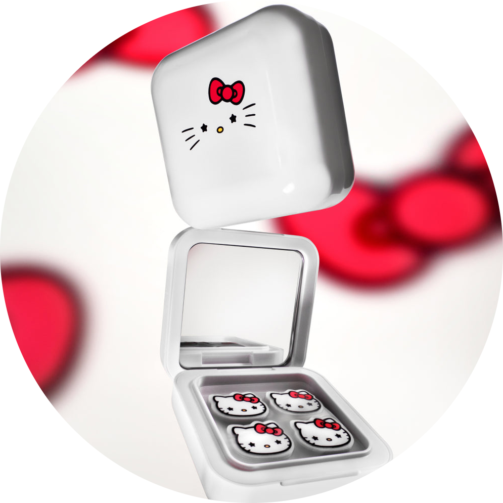 HELLO KITTY x STARFACE – NudeFace Chile